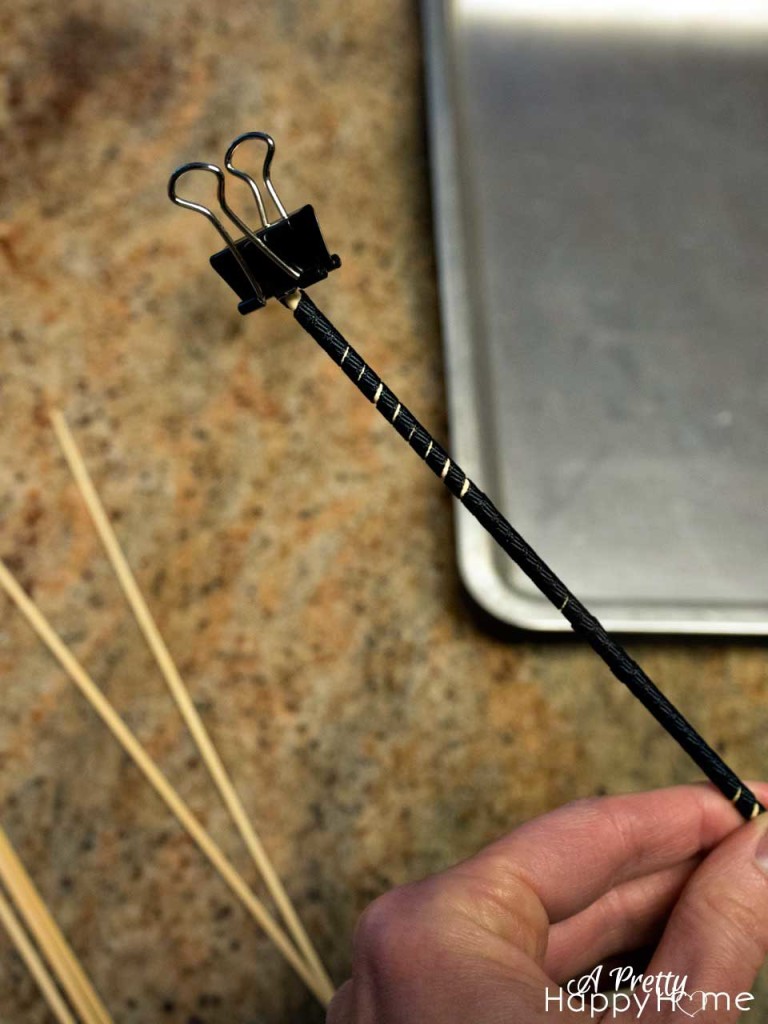 How to Curl Fabric Ribbon – Corkscrew Ribbon – A Pretty Happy Home