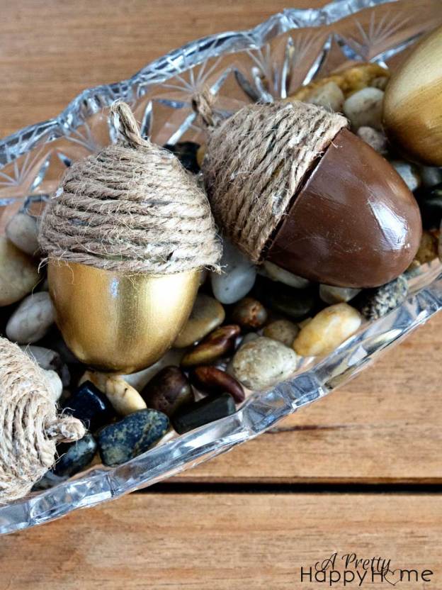 Easter Egg Acorns – A Pretty Happy Home