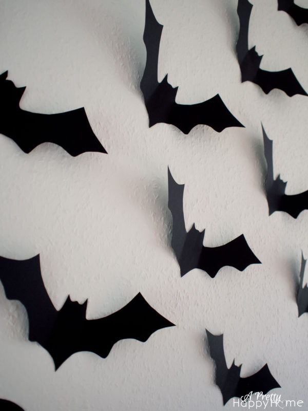 Halloween Bat Mantel – A Pretty Happy Home