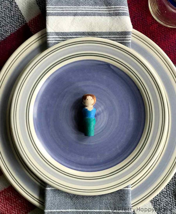 Peg Doll Place Cards – A Pretty Happy Home