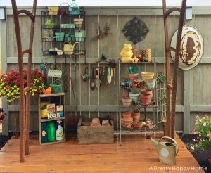 Bus Stop Gardening Station – A Pretty Happy Home