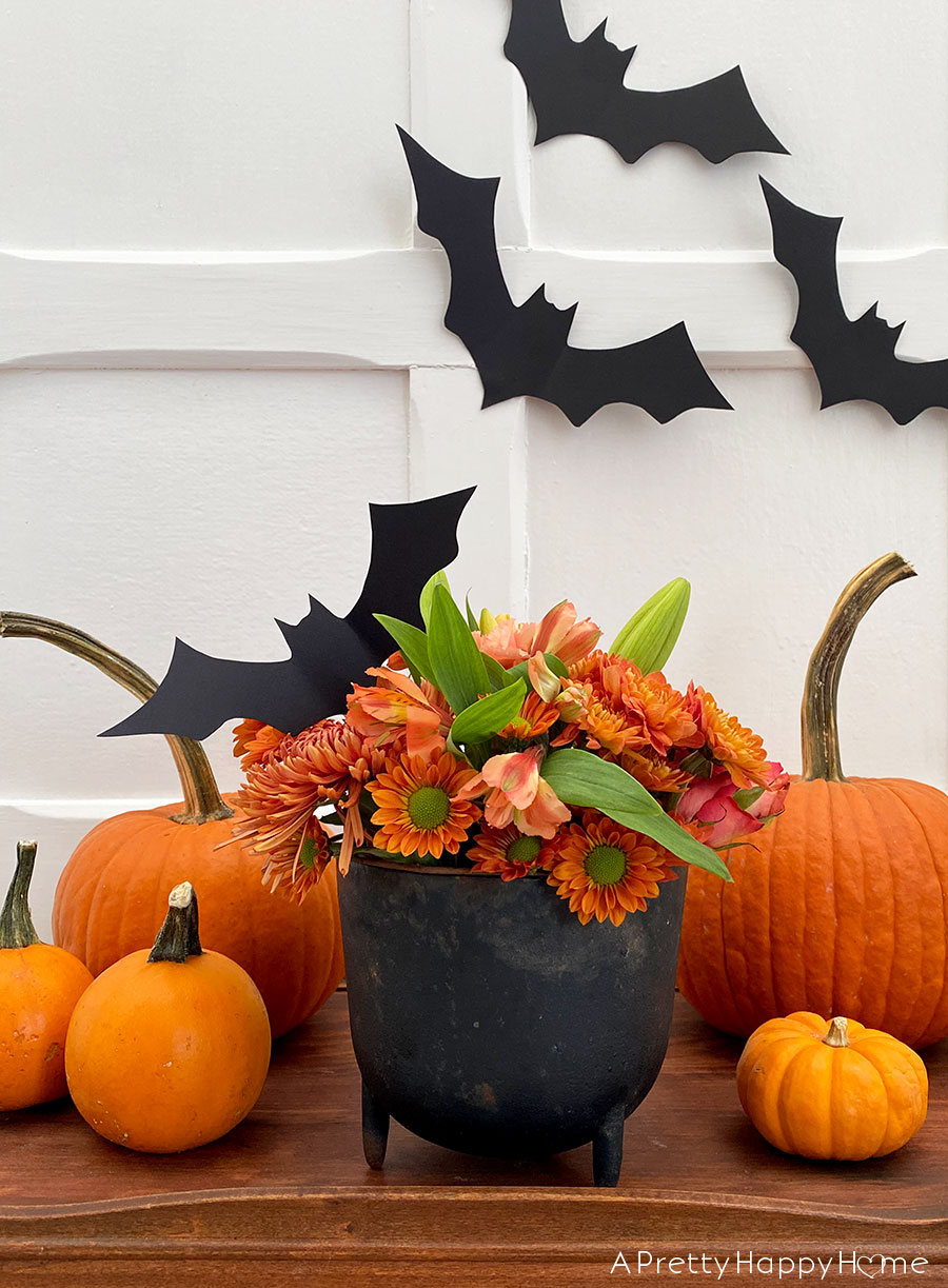 Halloween Cauldron Centerpiece – A Pretty Happy Home