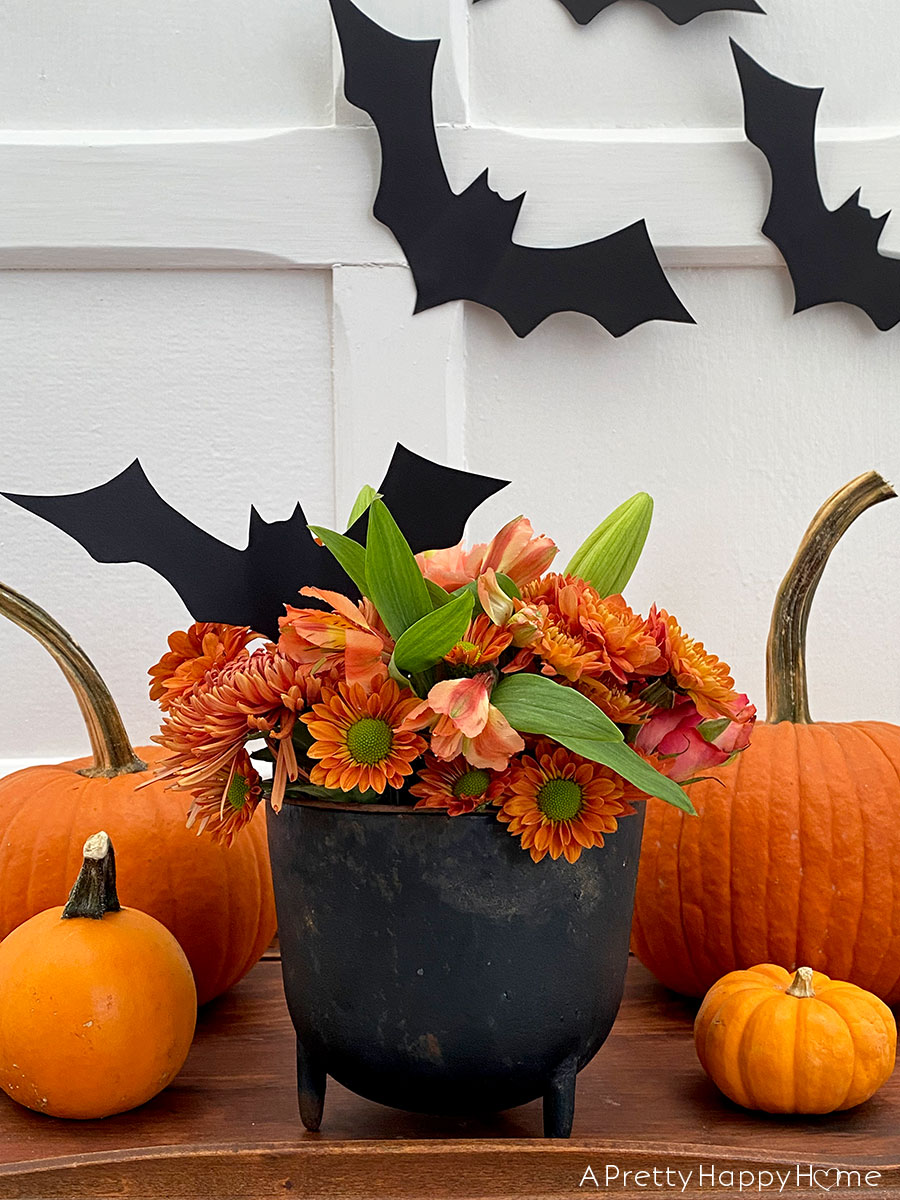 Halloween Cauldron Centerpiece – A Pretty Happy Home