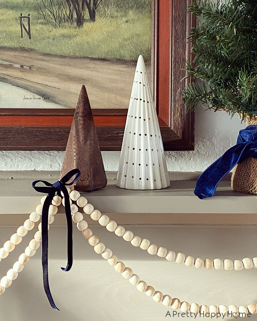 splitting-wedge-christmas-tree – A Pretty Happy Home