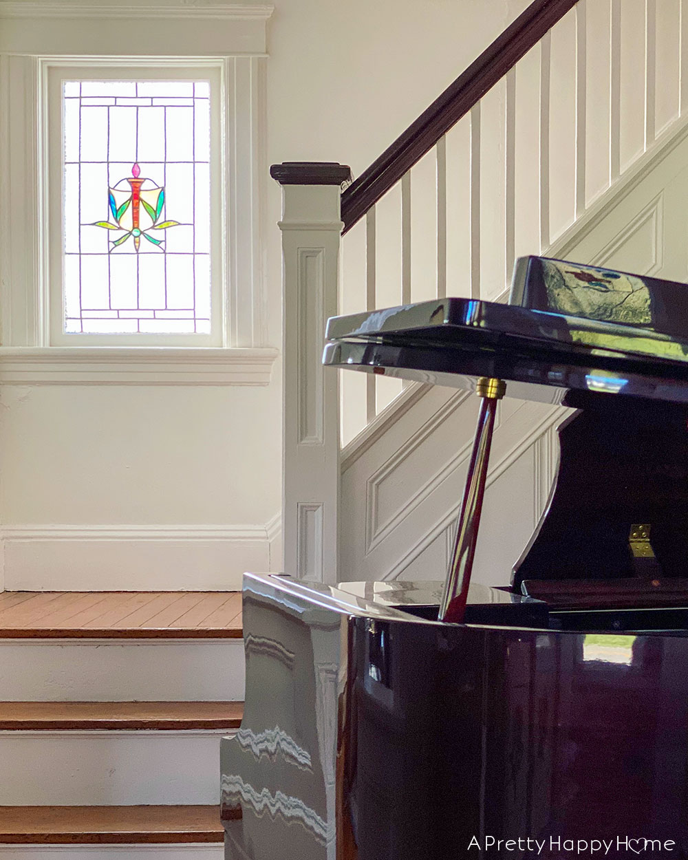 The Most Satisfying Staircase Makeover You’ve Seen Today – A Pretty ...