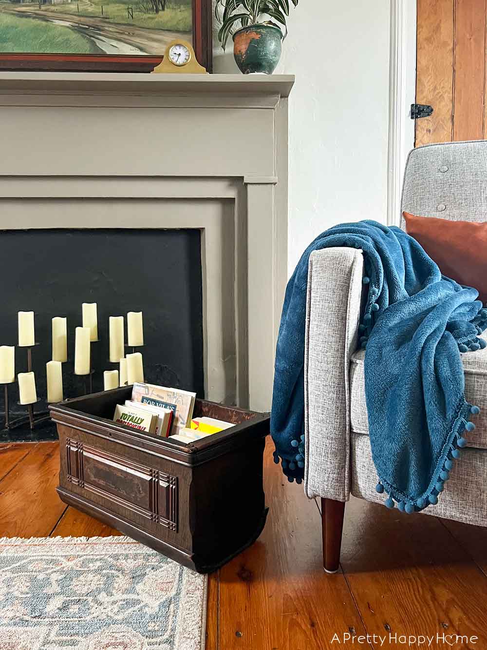 3 Creatives Uses For A Wood Sewing Machine Cover – A Pretty Happy Home
