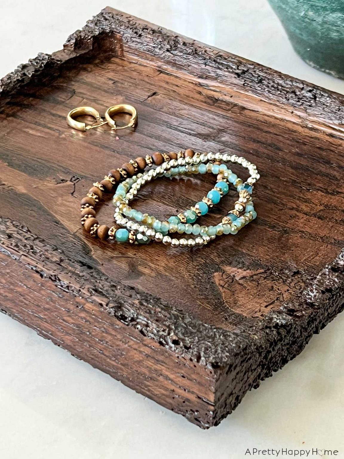 The Hidden Meaning Behind This Reclaimed Wood Tray – A Pretty Happy Home