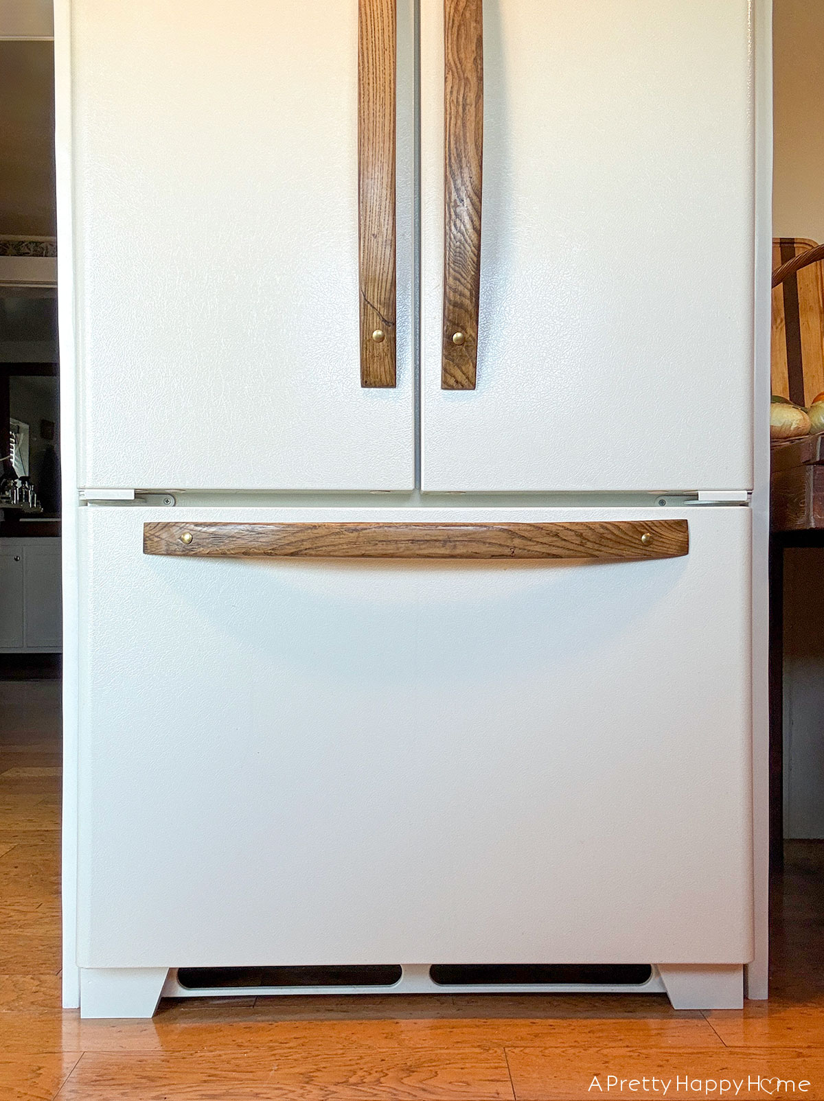 Building In Our Fridge: Four Ways To Customize A Fridge – A Pretty ...