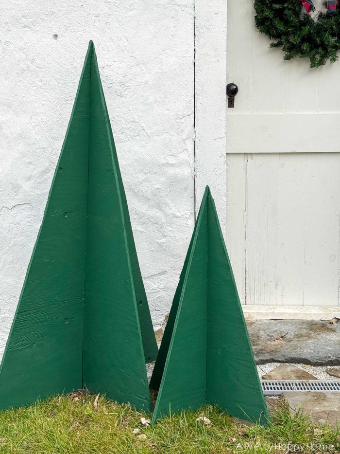 DIY Giant Plywood Christmas Trees – A Pretty Happy Home